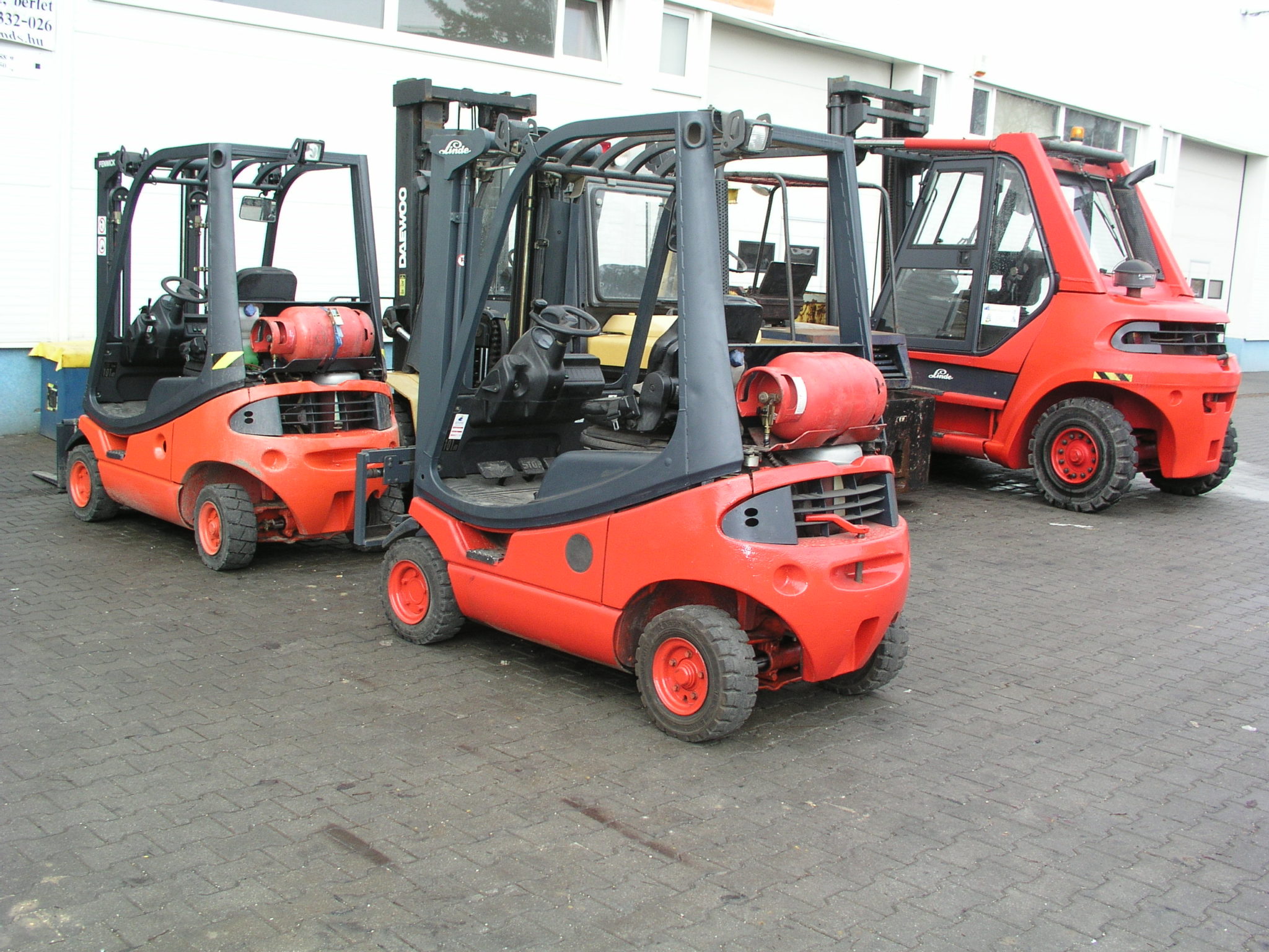 Targonca tudásforrás a (teljesség igénye nélkül), mely remélhetőleg ...